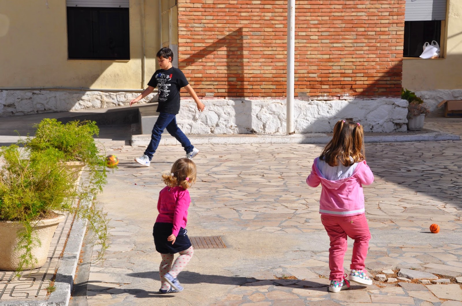 APRENDIENDO... CONECTADA : abril 2015