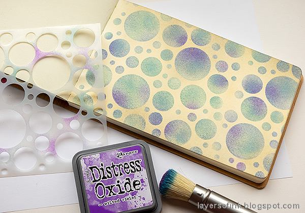 Layers of ink: Stenciled Circle Background