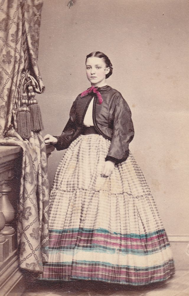 30 Elegant Photos Show the 1860s Women’s Dress Styles ~ Vintage Everyday