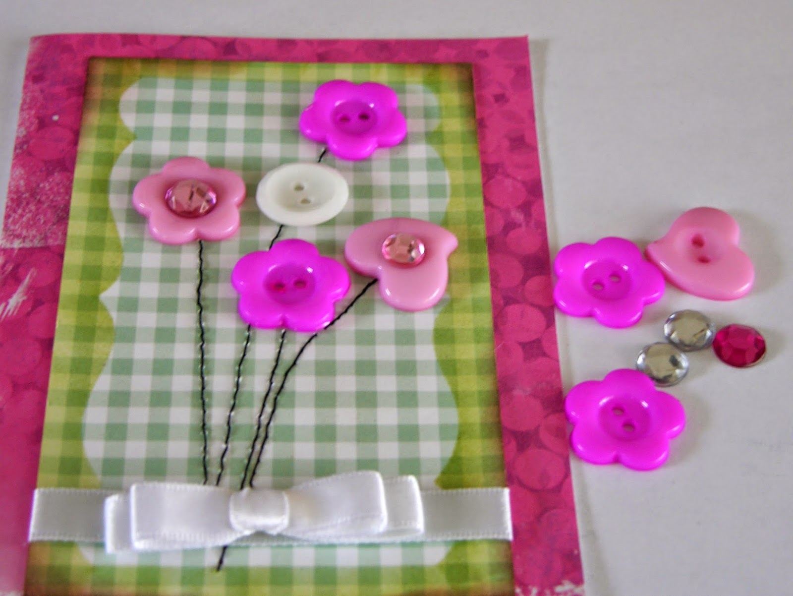 gails blog: Buttons 'n' Bows