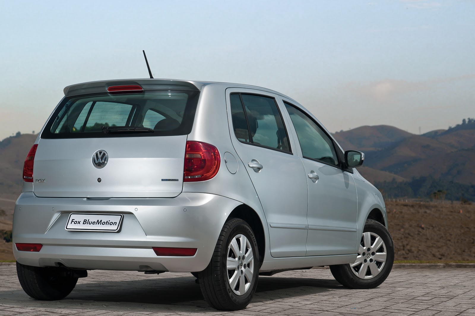 S P E E D C A L: Volkswagen Fox com motor 1.6l passa a ter freios ABS e ...