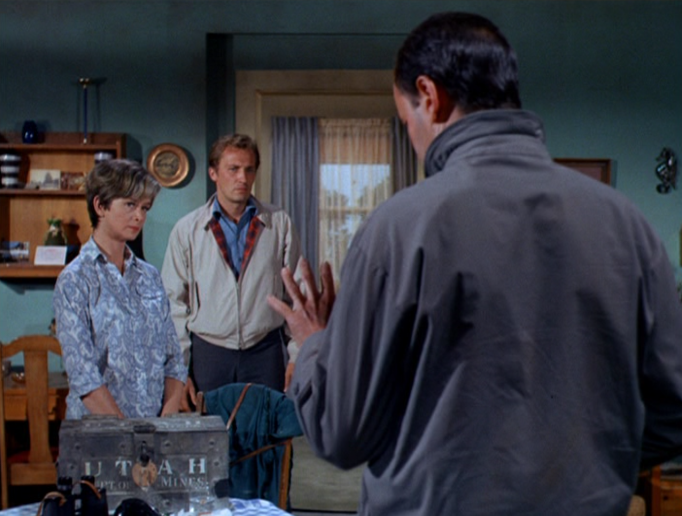 THE INVADERS: Episode 22: The Enemy - 10/3/67