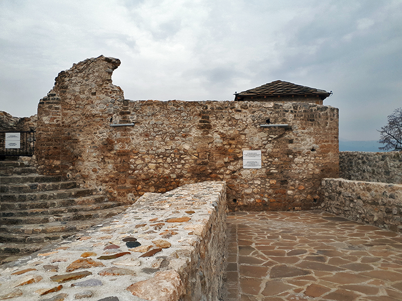 perpetuuM Mobile: Pirotska tvrđava - Momčilov grad