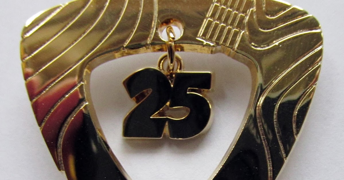 Hard Rock Cafe (HRC) Pins, Guitar Pins and Caps: Pin Collectors´ Club ...