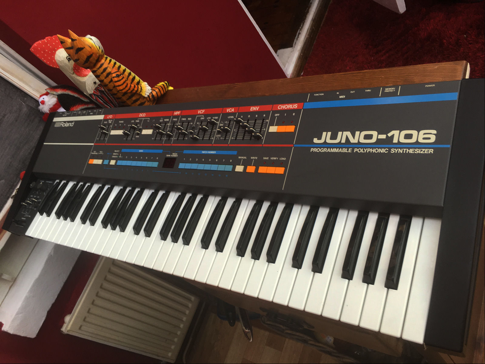 MATRIXSYNTH: Roland Juno 106