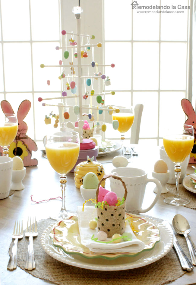 Easter Tablescape Ideas - Remodelando la Casa