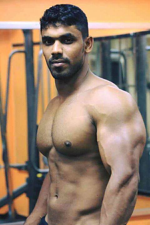 world bodybuilders pictures: indian punjab bodybuilder vikram kumar ...