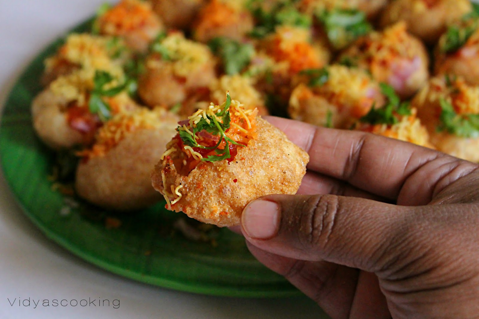 Street Food Series: Sukha Masala Puri/ Lemon Puri/ Dry Masala Puri Recipe