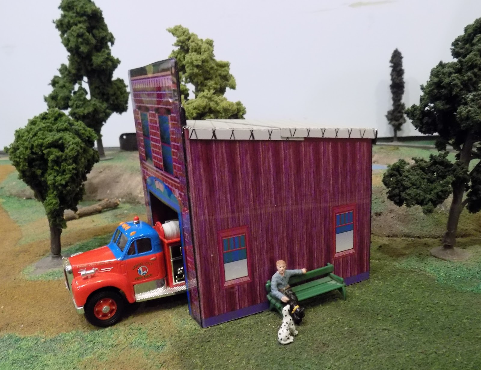 Toys and Stuff: Corgi Diecast Lionel City Mack B Pumper No. 52402