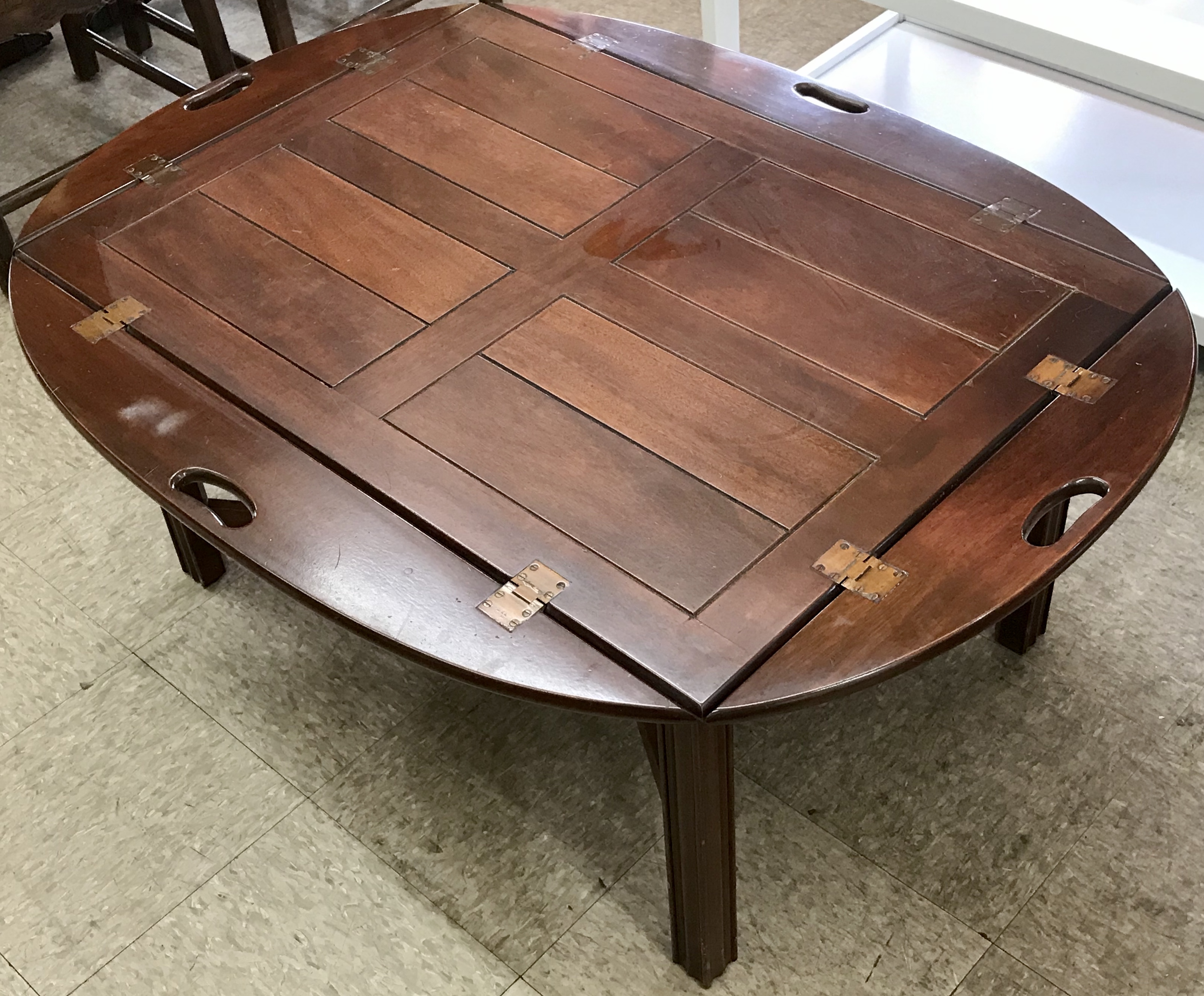 Uhuru Furniture & Collectibles: #472972 Hardwood Butler-style Coffee ...