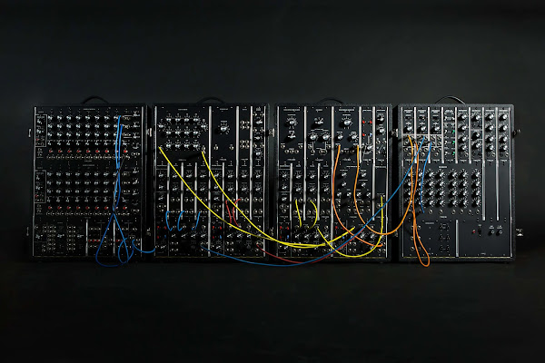 MATRIXSYNTH: Moog Moog 3P IIIP Modular + Complement B Sequencer + 953 ...