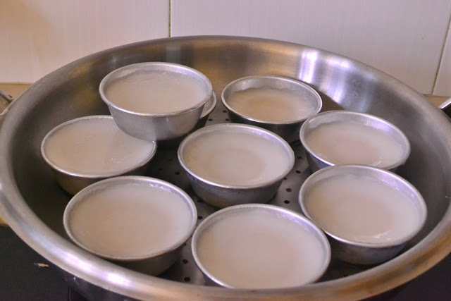 Through The Kitchen Door: Chwee Kueh