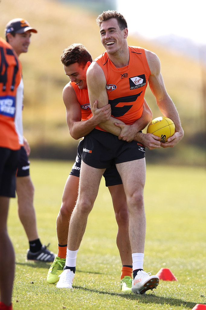 Hunks of Aussie Rules #4