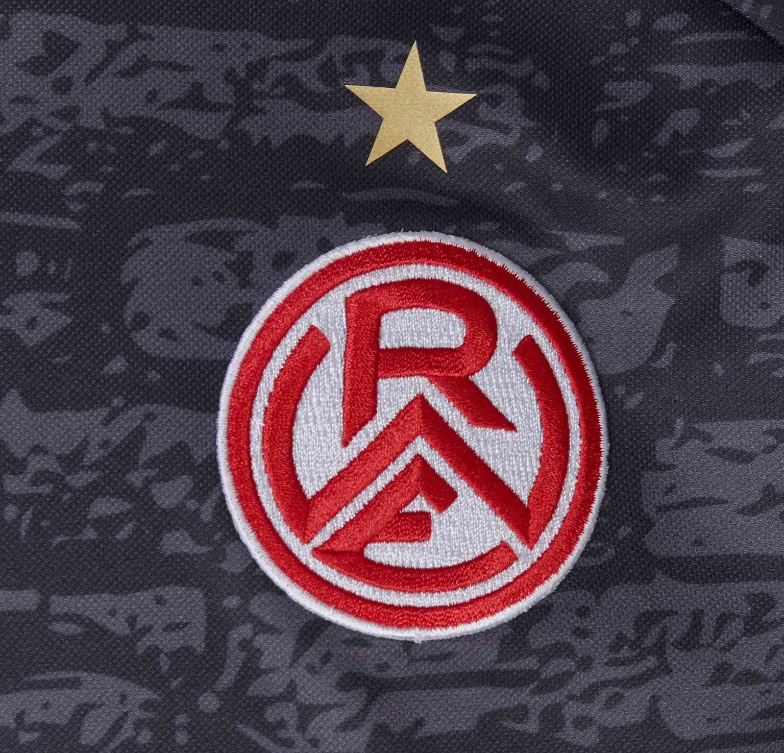 Jako divulga as novas camisas do Rot-Weiss Essen - Show de Camisas