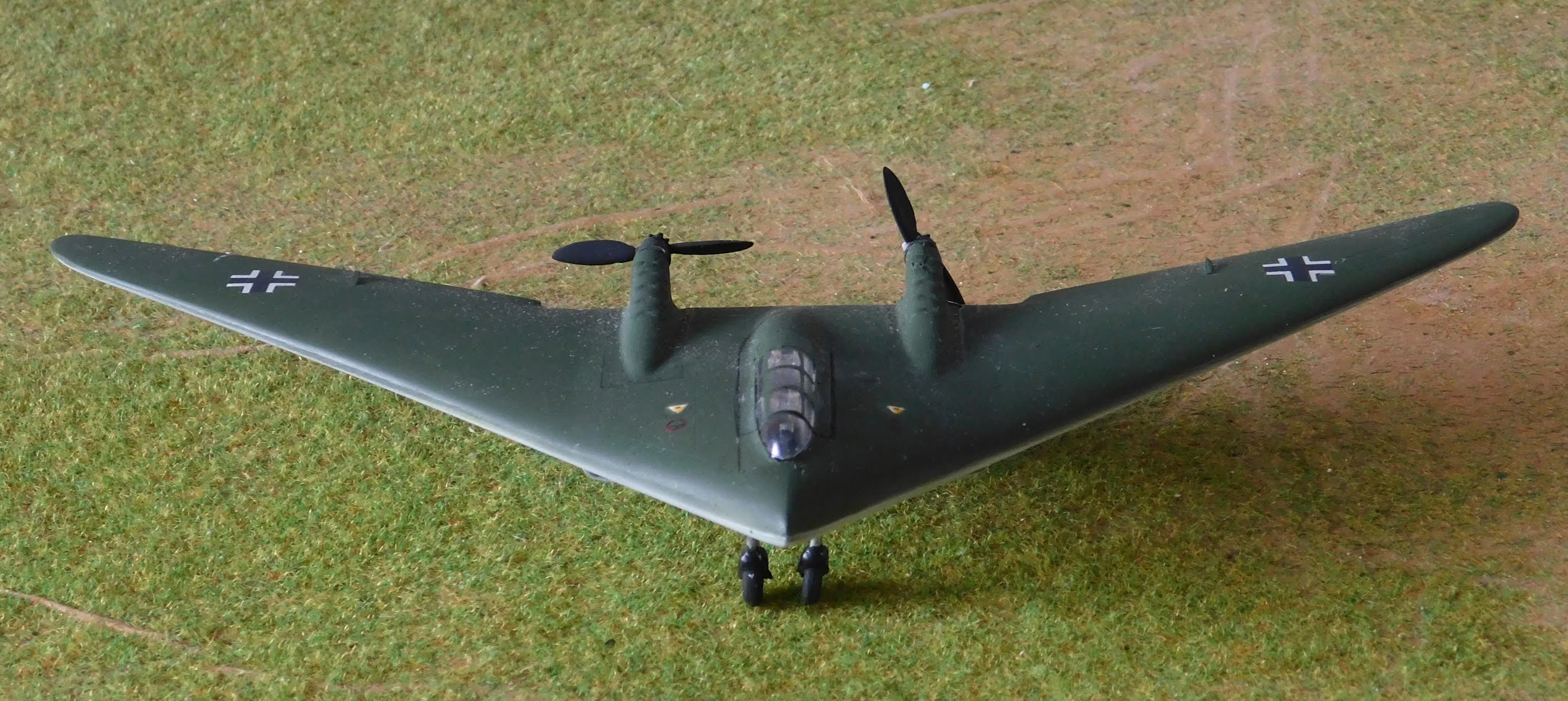 Happyscale-Modellbau: Horten Ho VII - Planet models 1/72