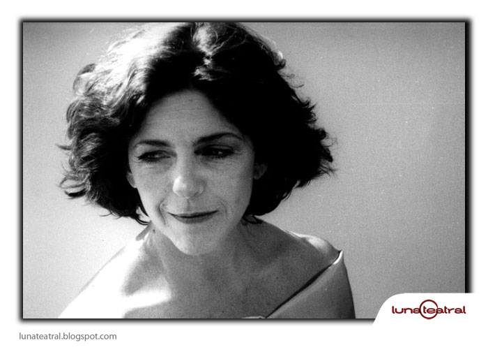 Luna Teatral: La familia argentina (1989) de Alberto Ure