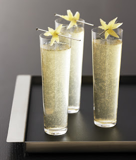 Beautiful Display for Cocktail Drinks ~ A Little Bit of Everything