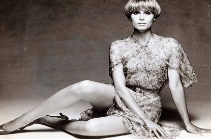 JOANNA LUMLEY IN STOCKINGS AND NYLONS - AN APPRECIATION: 'THE NEW ... JOANNA LUMLEY IN STOCKINGS AND NYLONS - AN APPRECIATION: 'THE NEW ...