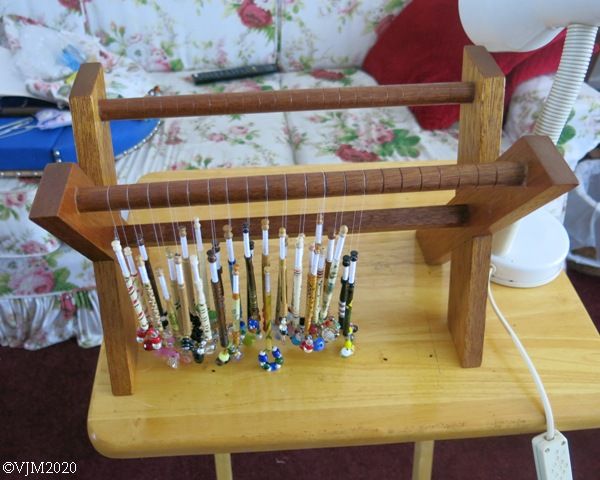 Poppys Place: Bobbin Lace Making - the equipment and bobbins