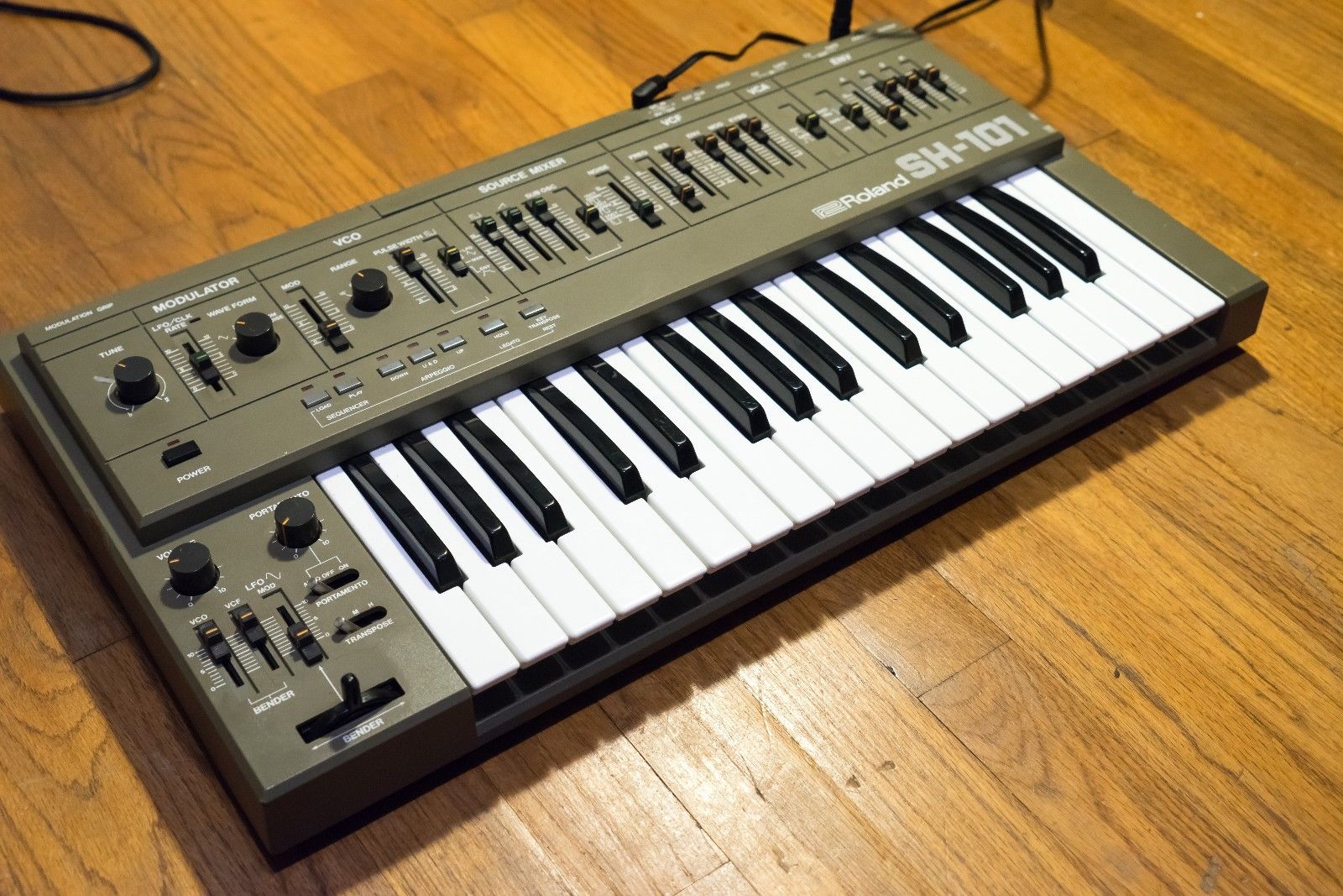 MATRIXSYNTH: Roland SH-101 Vintage Analog Synthesizer