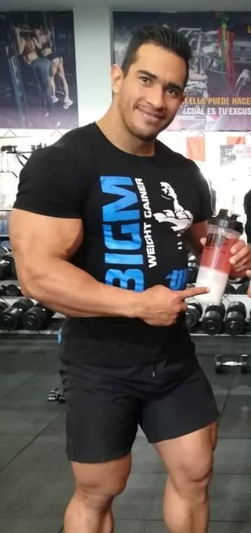 world bodybuilders pictures: mister lima and Peru bodybuilder Edward ...