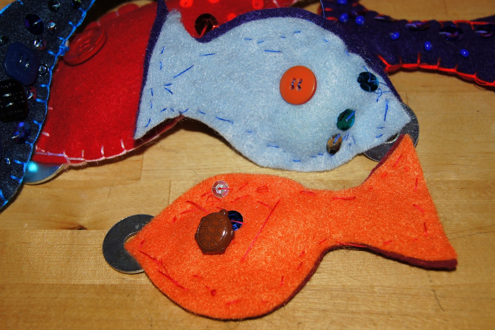 DIY Fishing Game With Kids, Fun Felt Fish Sewing Project For Kids ...