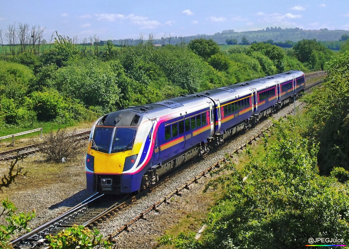 The 'Barbie' Liveried Class 180 Adelante Units With First Great Western ...