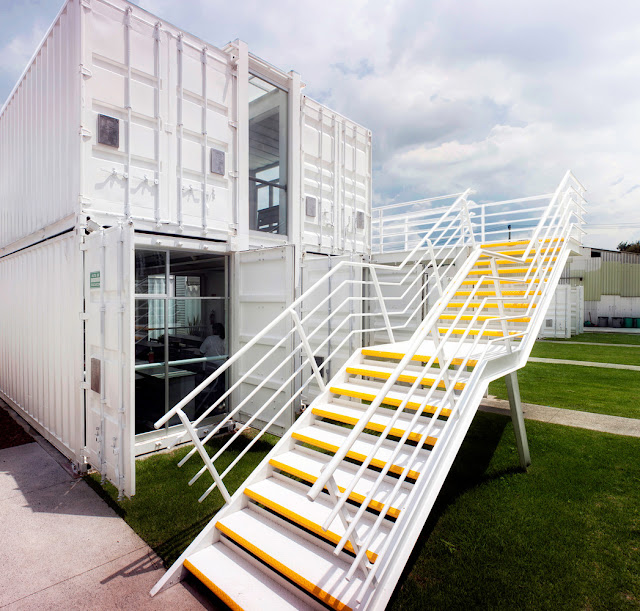 Shipping Container Homes & Buildings: La Secundaria Valladolid ...