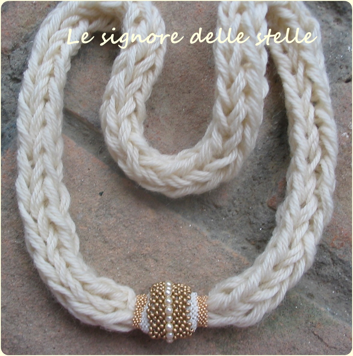 le signore delle stelle: Collane di lana