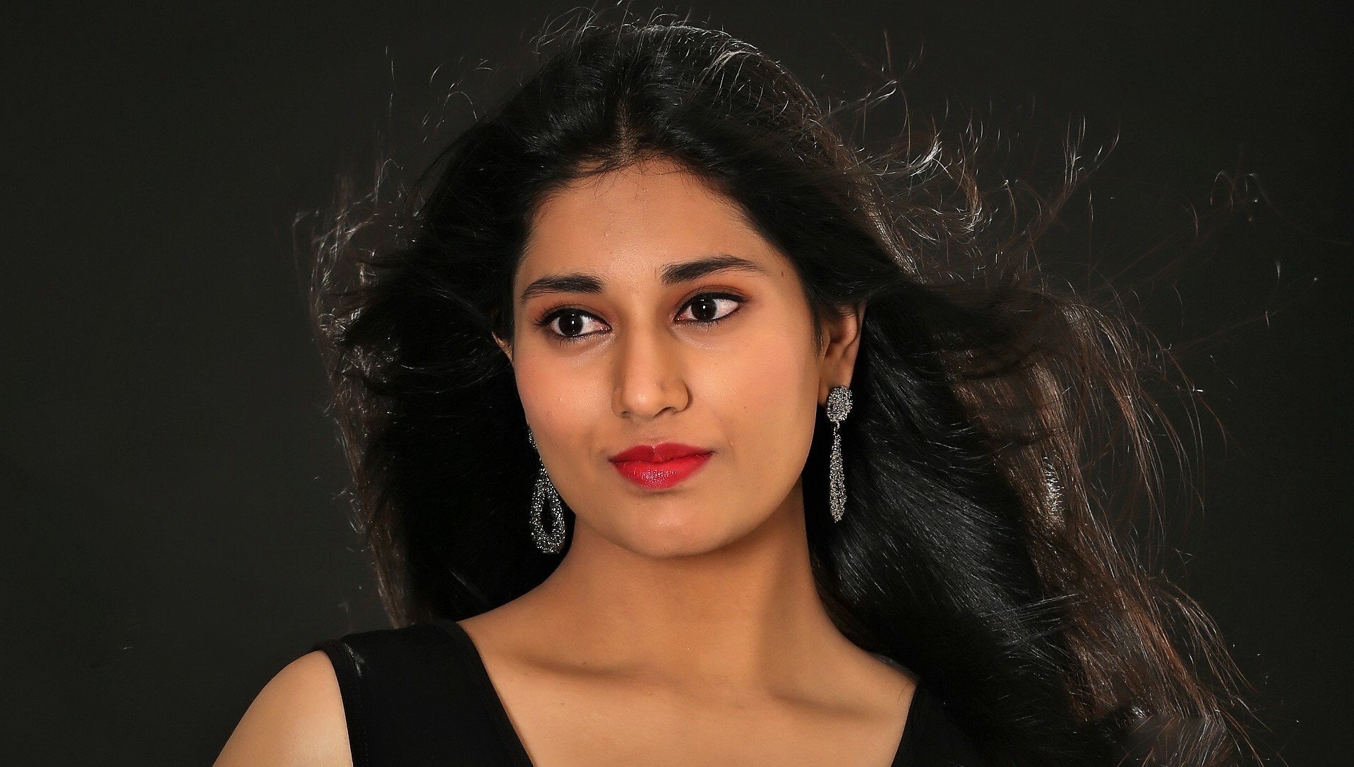 Akhila Ram UHD HD Photo