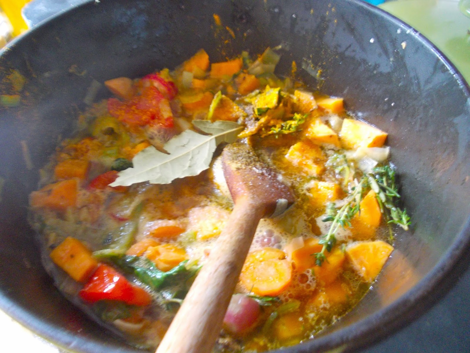 cooking up a storm in a teacup: This week in my kitchen :: 7 Toss Kabob...