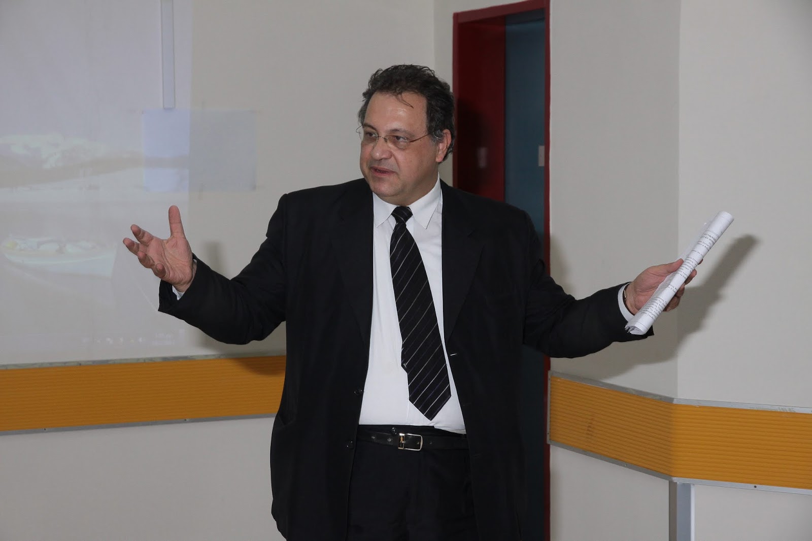 ΙΣΤΟΡΙΑ,ΛΑΟΓΡΑΦΙΑ,ΠΑΡΑΔΟΣΗ.: ‘’Επιφάνεια Αβέρωφ’’