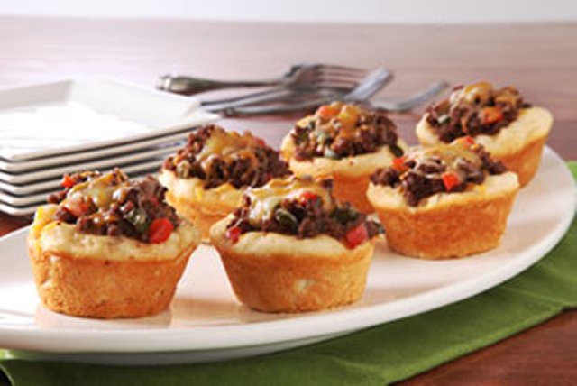 Domesticated House Husband: Barbecue Beef-Filled Biscuits