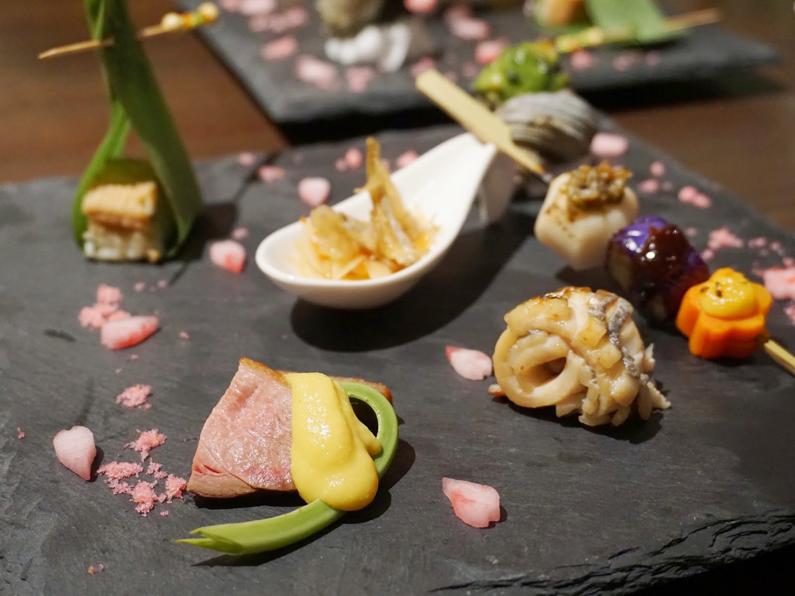 PinkyPiggu: Akari Japanese Dining Bar @ Marina Bay Financial Centre ~ A ...