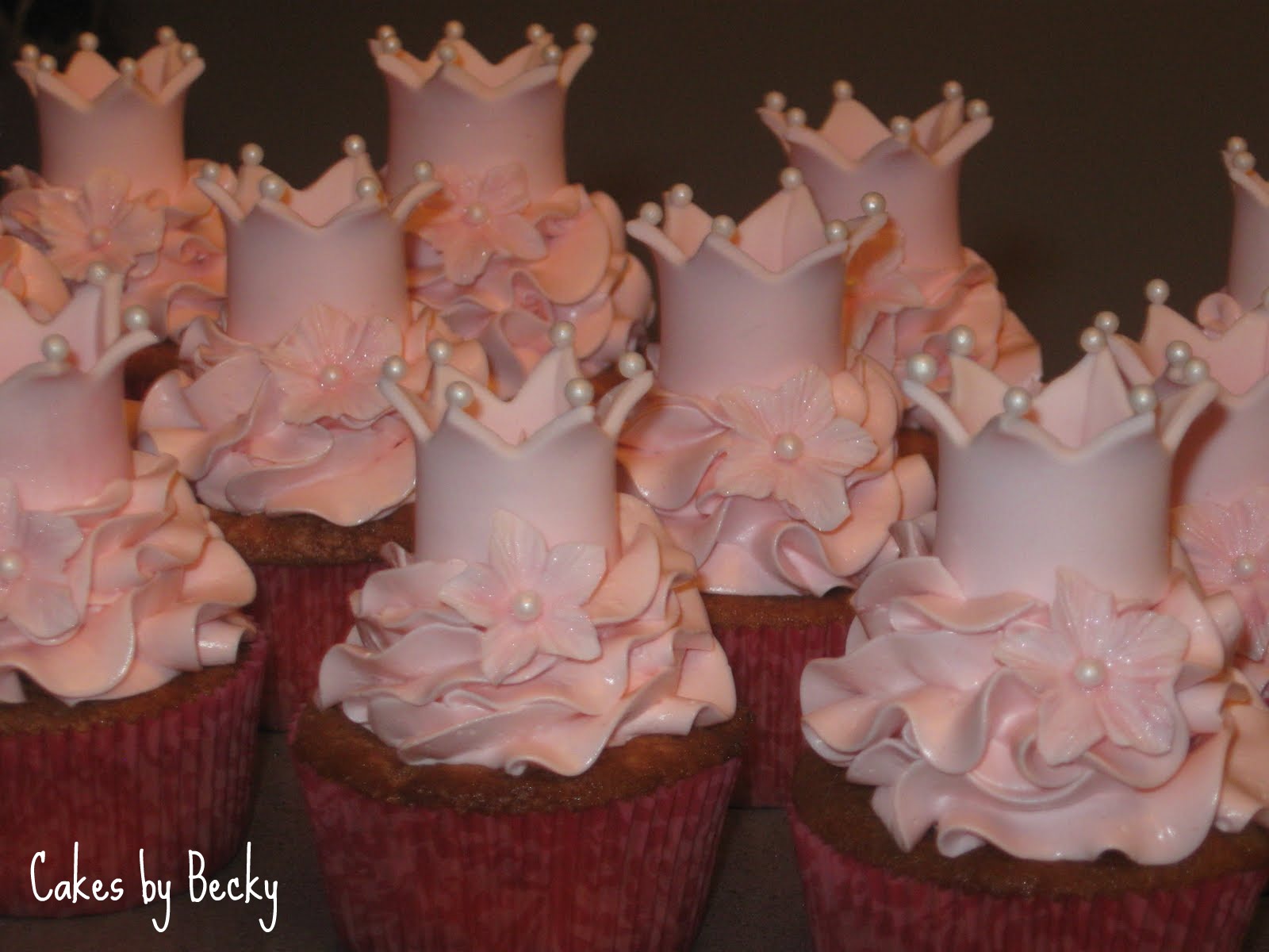 Cakes by Becky: Her Royal Highness Cake and Cupcakes