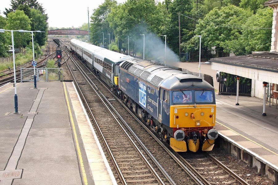 47s and other Classic Power at Southampton: ROG Class 47 hauled 'Pig ...