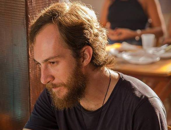 Rádio Base: Artigo - "Reflexões sobre o consumo e a produção de música ...