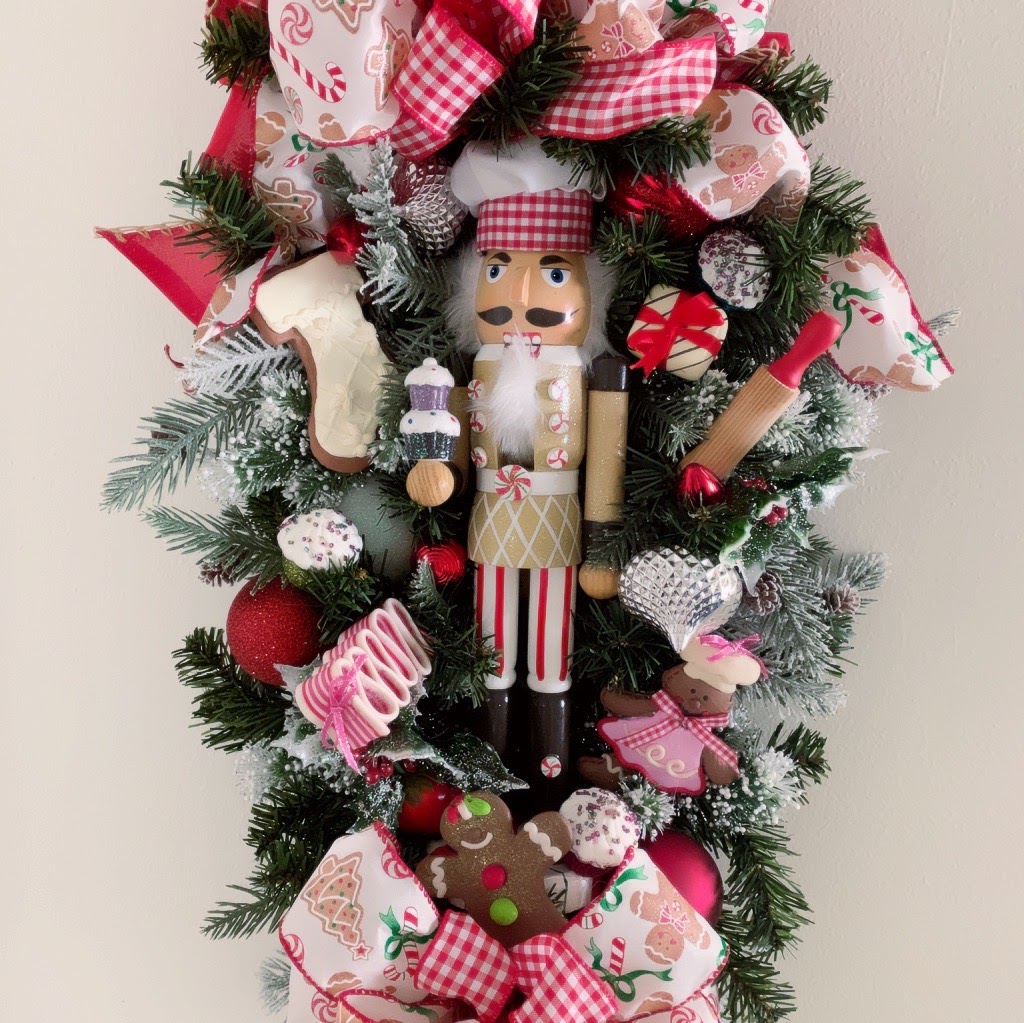 Nutcracker Sweet Wreath | A Very Sweet Blog