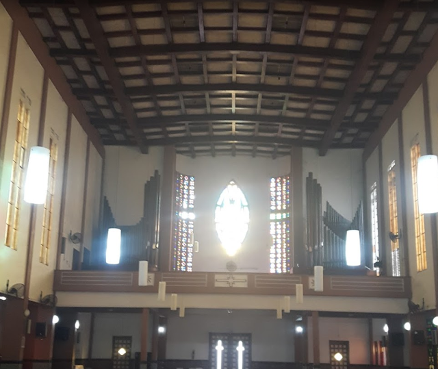 African Pipeorgans: 004 - GHANA: Accra - Holy Spirit Cathedral, Accra