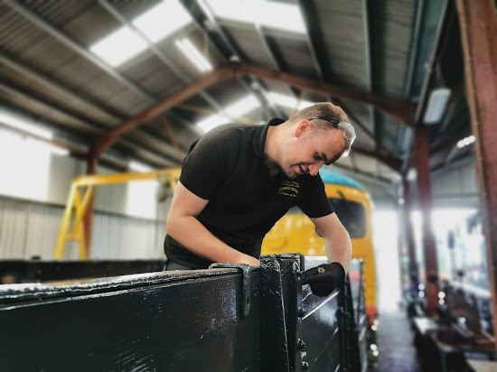 Friday9th/Saturday 10th - Signwriting indulgence