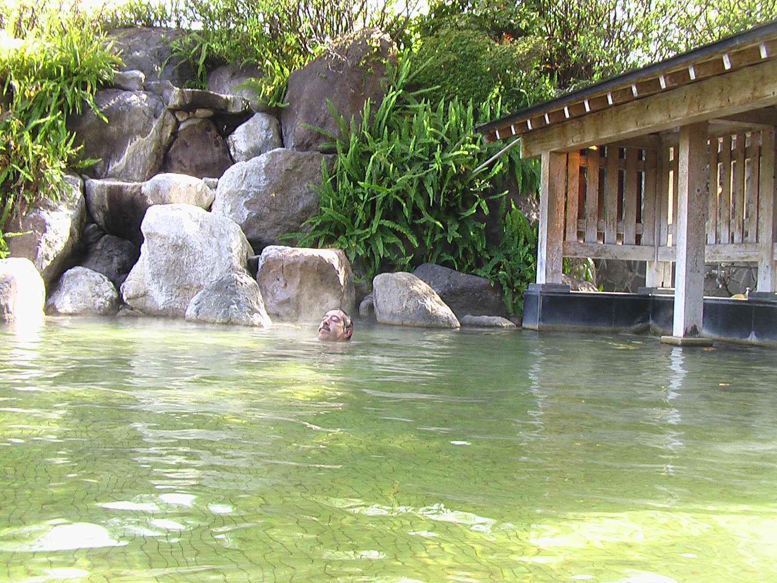 Onsen (Hot Spring) Addict in Japan: The Colors of Hot Springs