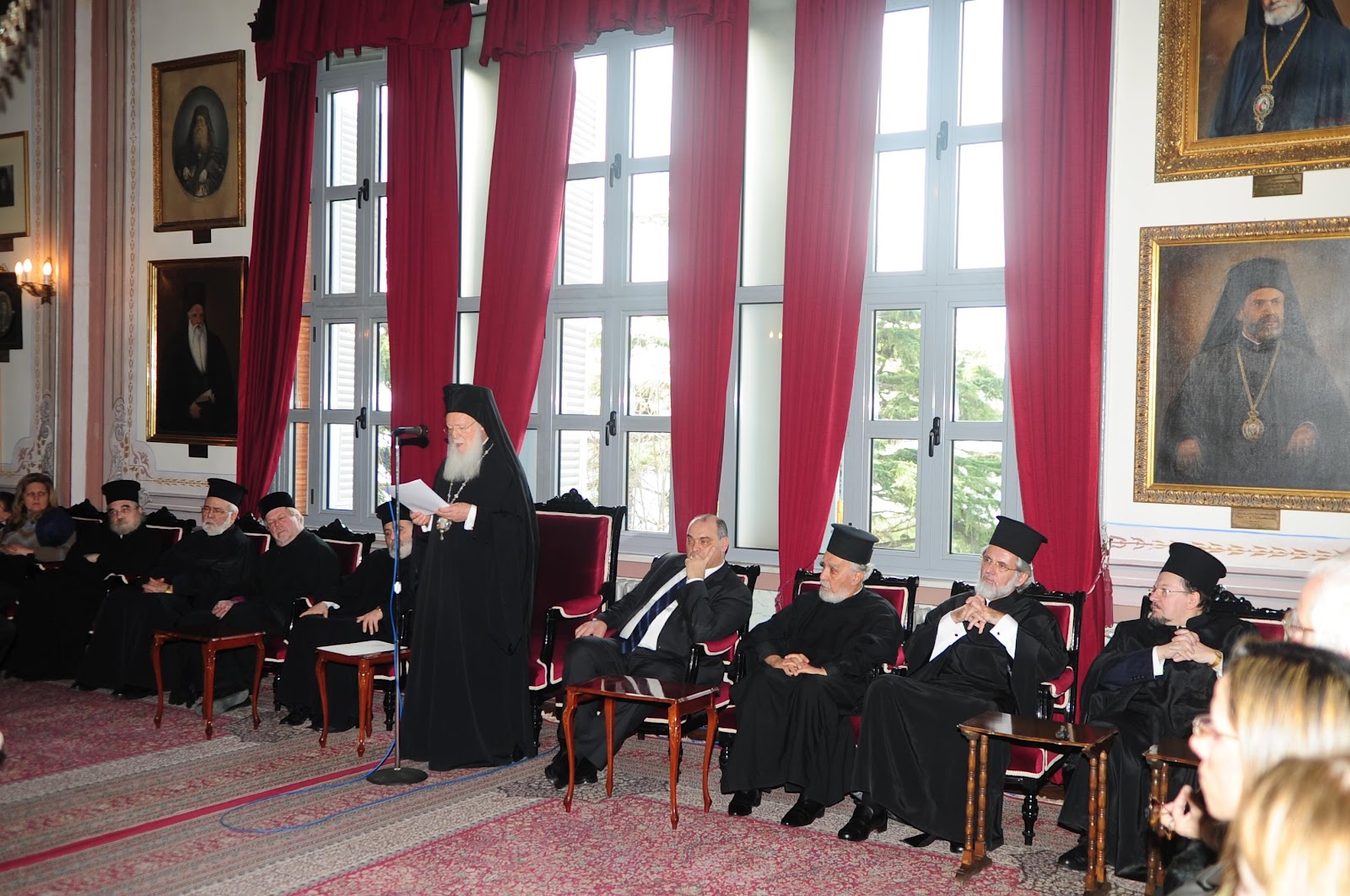 ΦΩΣ ΦΑΝΑΡΙΟΥ: Ο ΠΑΤΡΙΑΡΧΗΣ ΣΤΗ ΧΑΛΚΗ ΓΙΑ ΤΗΝ ΕΟΡΤΗ ΤΟΥ ΑΓΙΟΥ ΦΩΤΙΟΥ