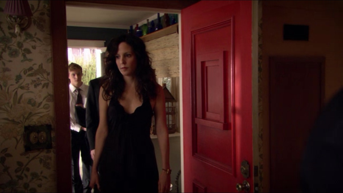 Nancy Botwin's Style: Season 4, Episode 4 - The Three Coolers