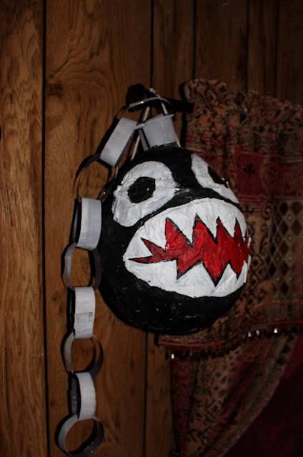 Doily Designs: Easy Boo & Chain Chomp Piñatas