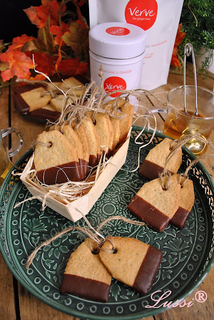 Lussi`s World of Artcraft: Чаени бисквити с Иван чай и шоколад ...