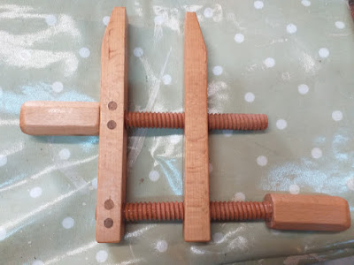 Woodworking..Green crafts and traditional hand craft: Wooden Screw ...