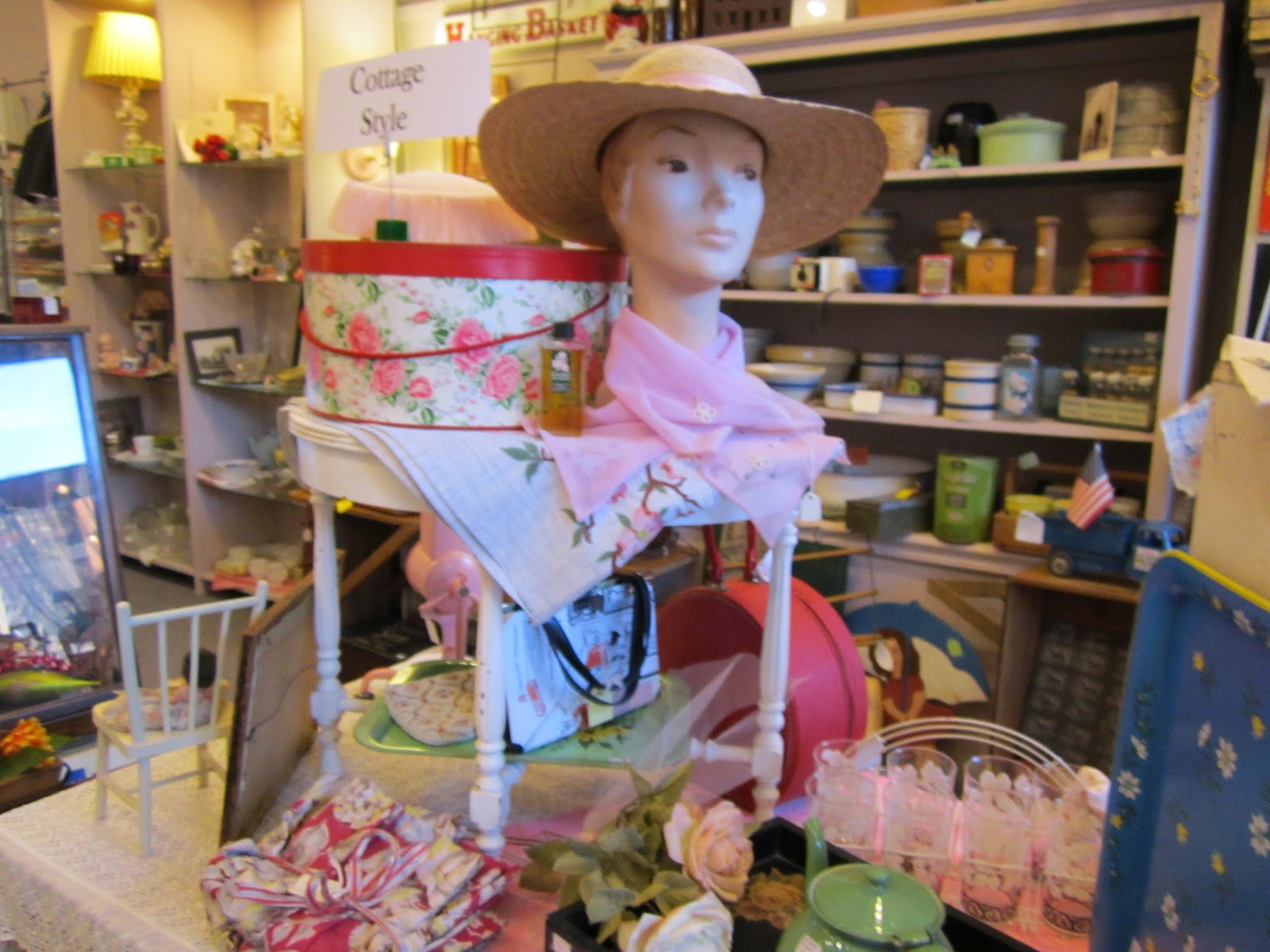 All That's Vintage: Cottage style