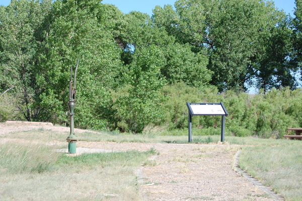 Legends' Travel Blog 2005-2014: On the Road to the Santa Fe Trail