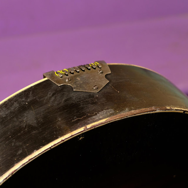 1930s Regal-made BlueBird Flatback Mandolin