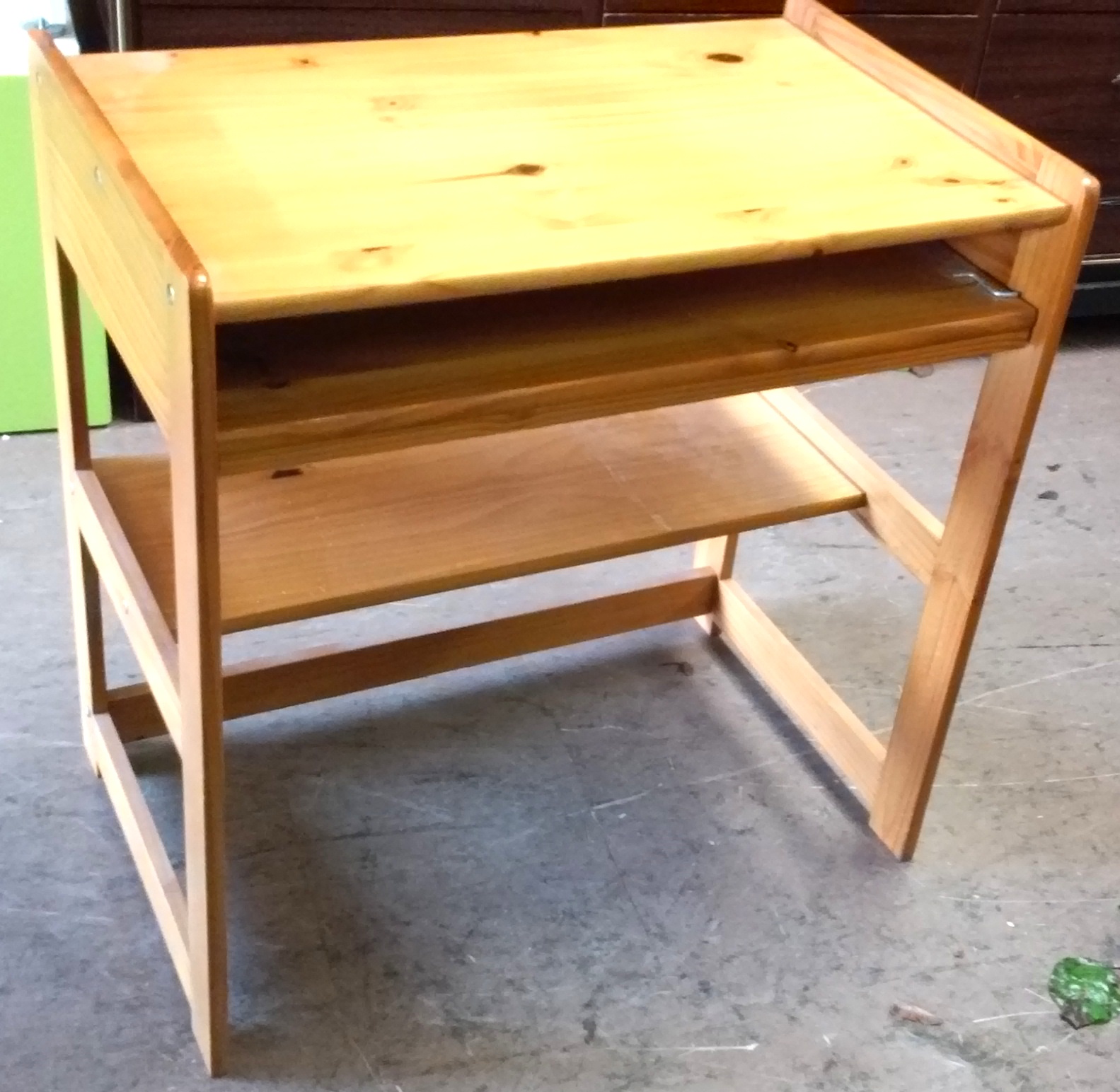 UHURU FURNITURE & COLLECTIBLES: SOLD **REDUCED** 30" Wide Brazilian ...